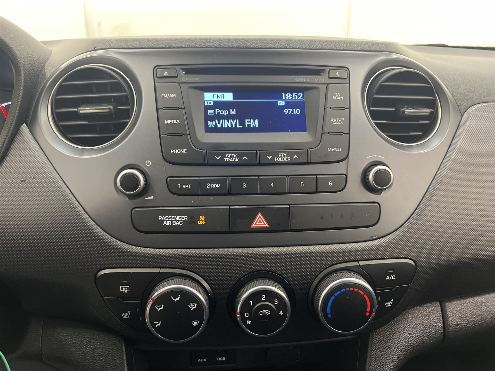 Begagnad Hyundai i10 1.0 67hk 2016 JSN110 | Riddermark Bil