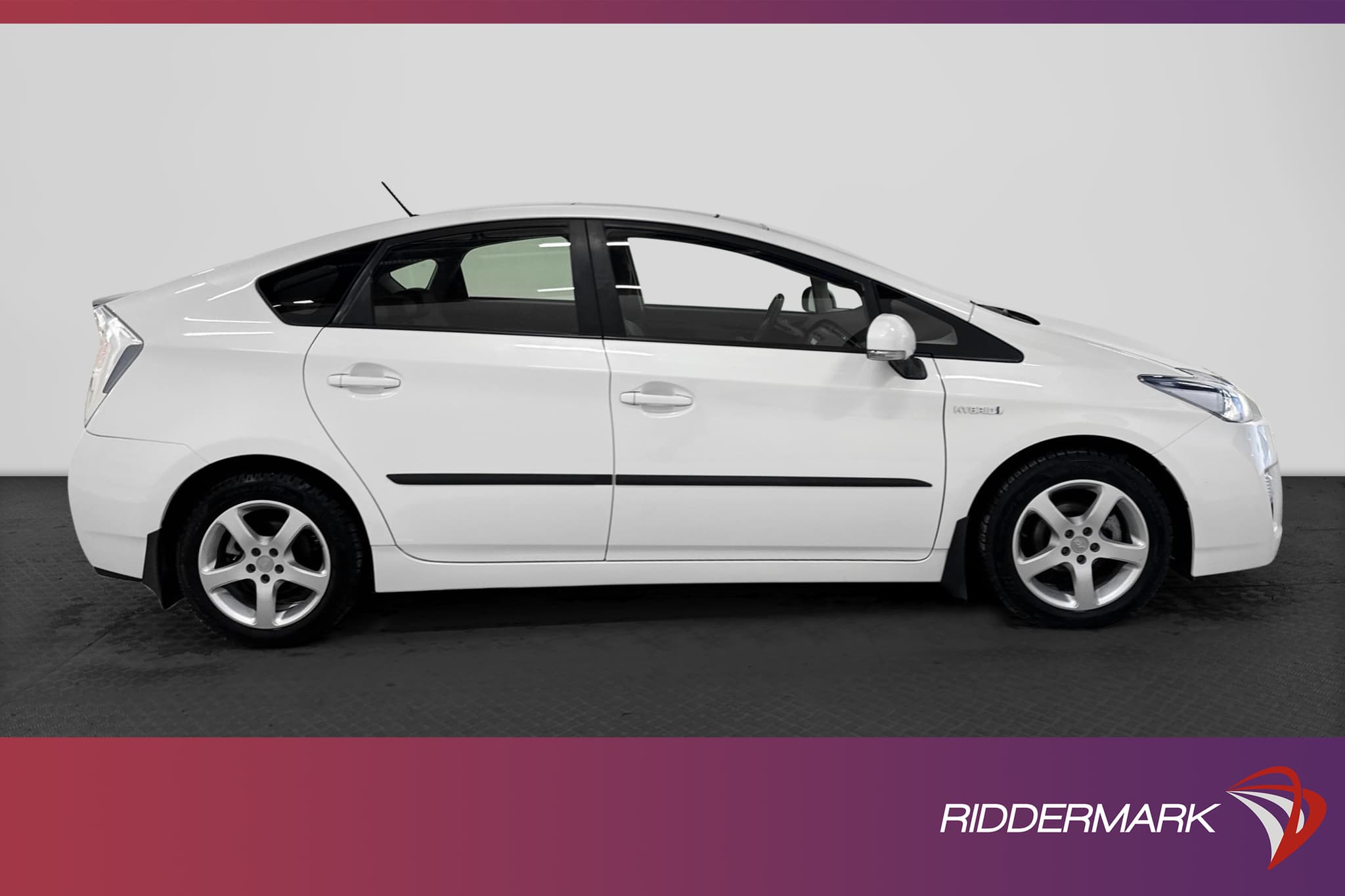 Begagnad Toyota Prius Hybrid CVT 136hk 2011 LXG405 | Riddermark Bil