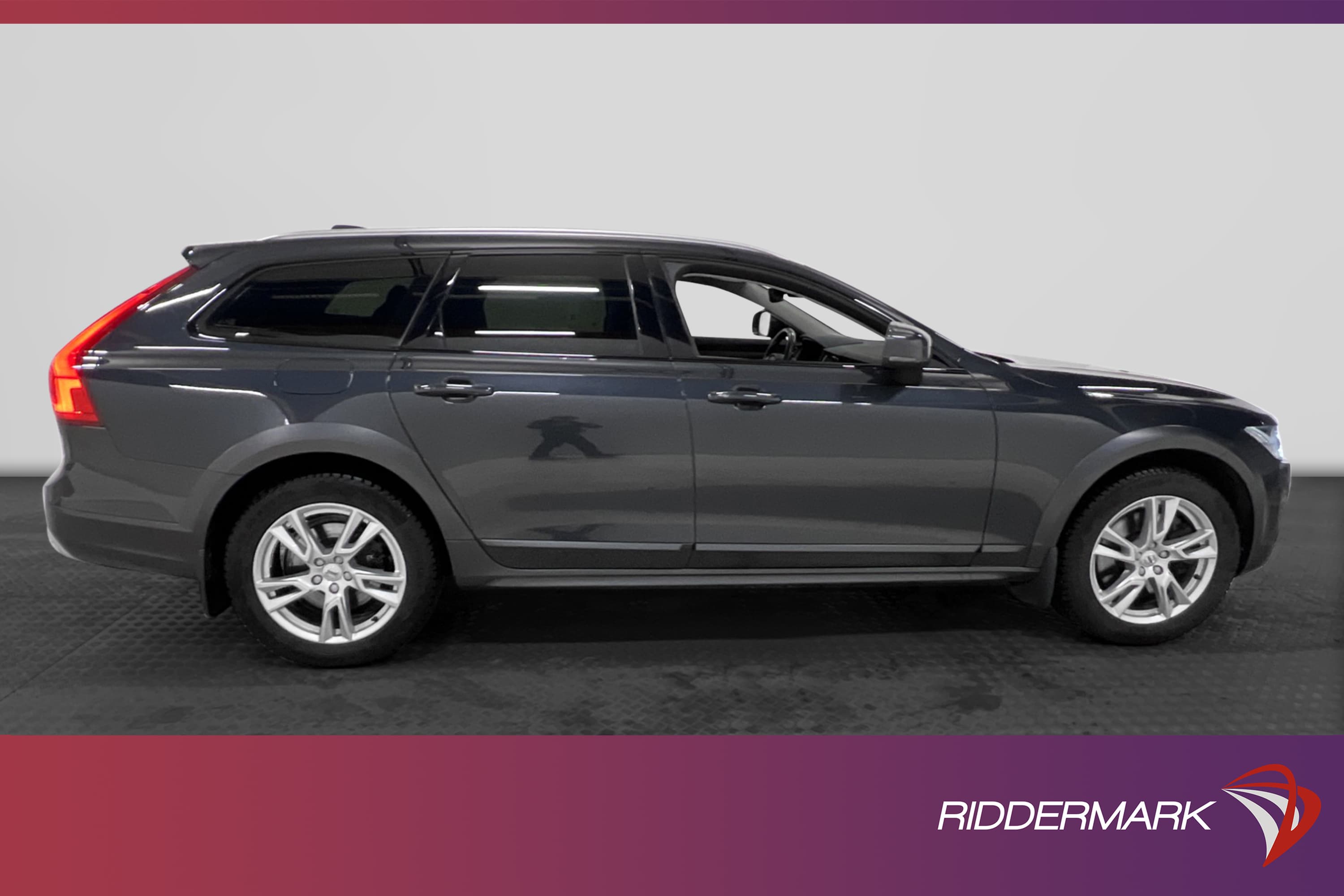 Begagnad Volvo V90 Cross Country D4 AWD 2018 ELZ961 | Riddermark Bil