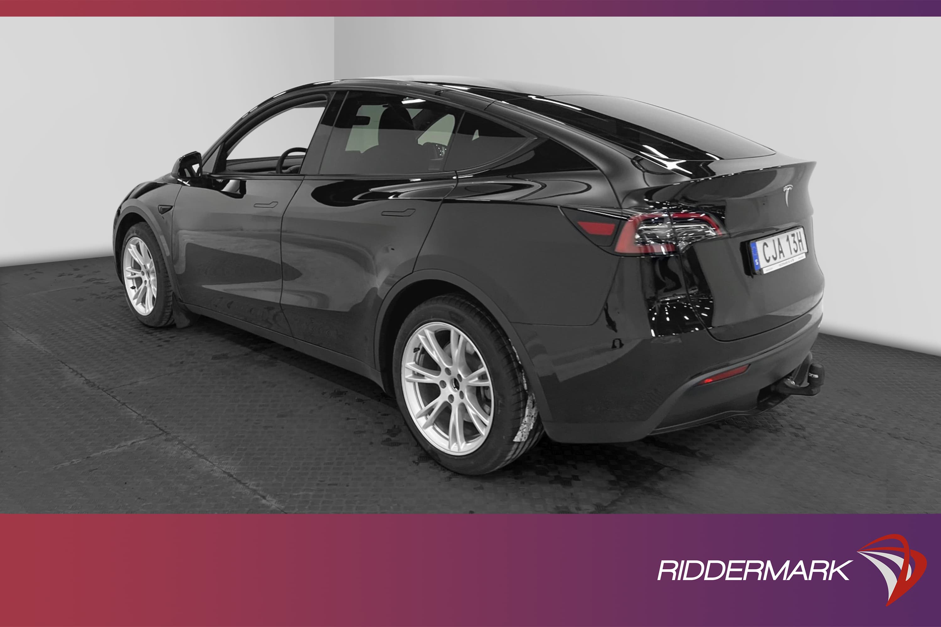 Begagnad Tesla Model Y Standard Range 299hk 2023 | Riddermark Bil