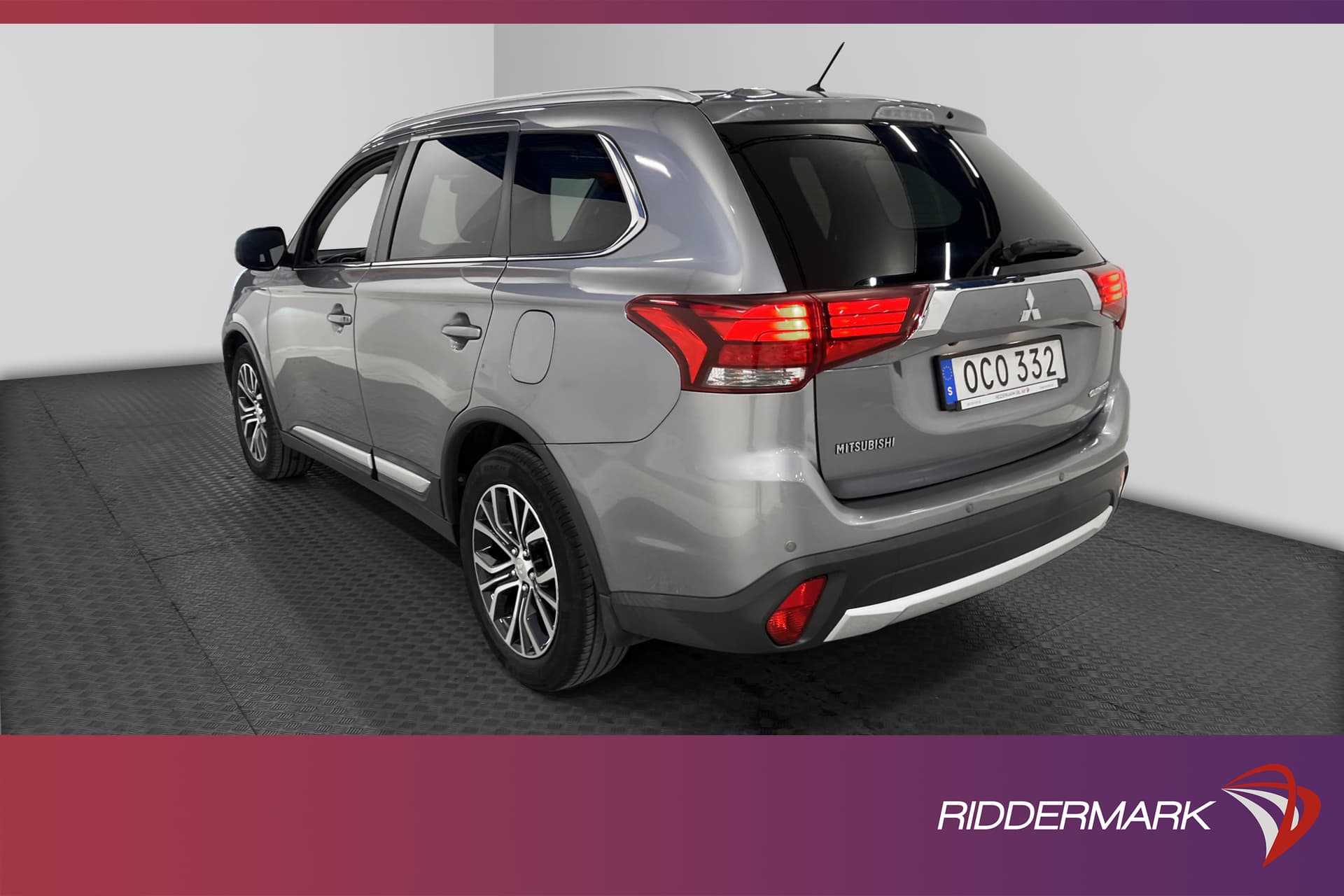 Begagnad Mitsubishi Outlander 4WD 150hk 2016 OCO332 | Riddermark Bil