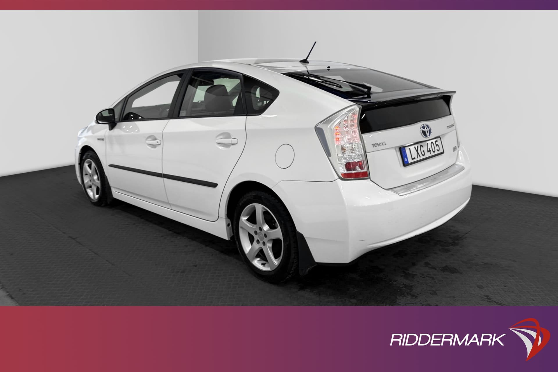 Begagnad Toyota Prius Hybrid CVT 136hk 2011 LXG405 | Riddermark Bil