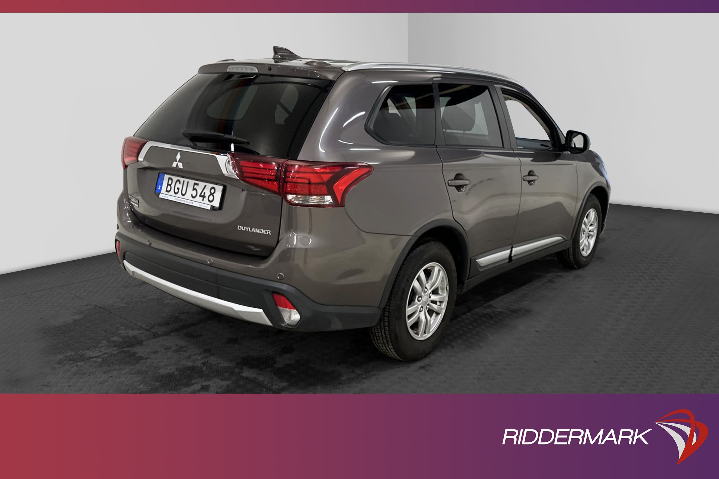 Begagnad Mitsubishi Outlander 2017 BGU548 | Riddermark Bil