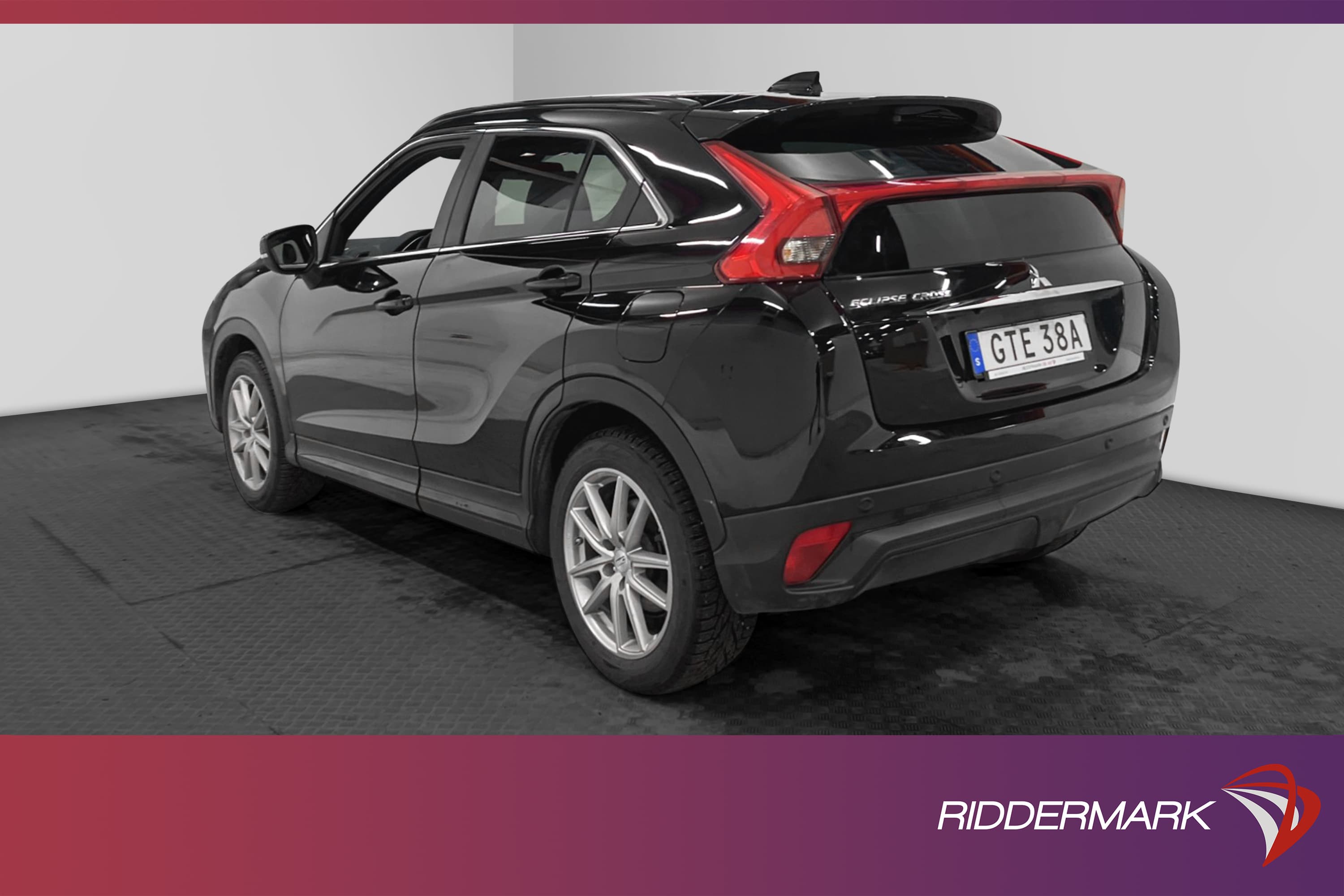 Begagnad Mitsubishi Eclipse Cross 4WD 163hk 2020 | Riddermark Bil