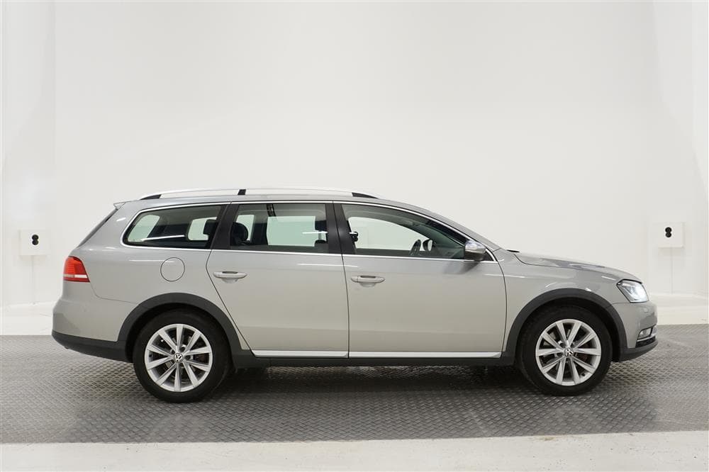 Begagnad Volkswagen Passat Alltrack TDI 4M 177hk 2014 | Riddermark Bil