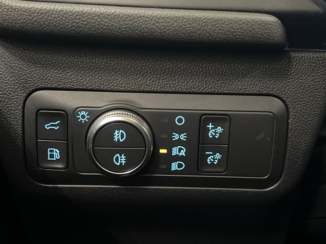 Begagnad Ford Kuga Plug-In 225hk 2020 BEC63M | Riddermark Bil