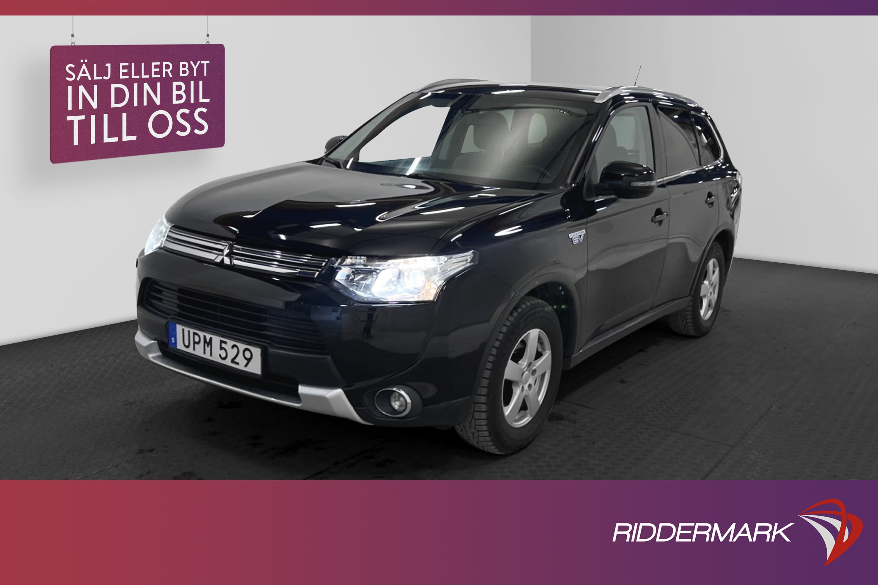 Begagnad Mitsubishi Outlander P-HEV 4WD 2015 UPM529 | Riddermark Bil