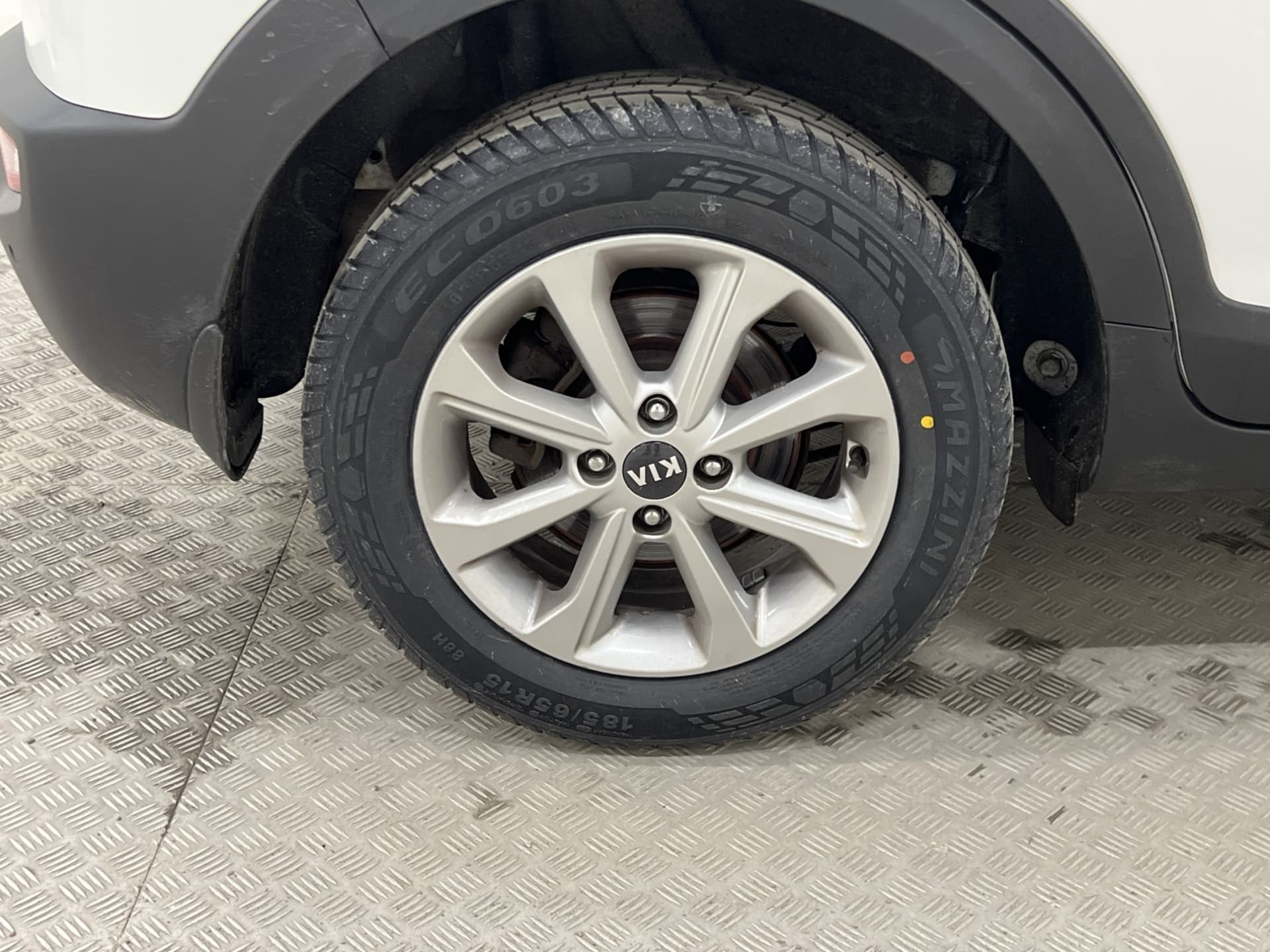 Begagnad Kia Stonic 2019 YXE001 | Riddermark Bil