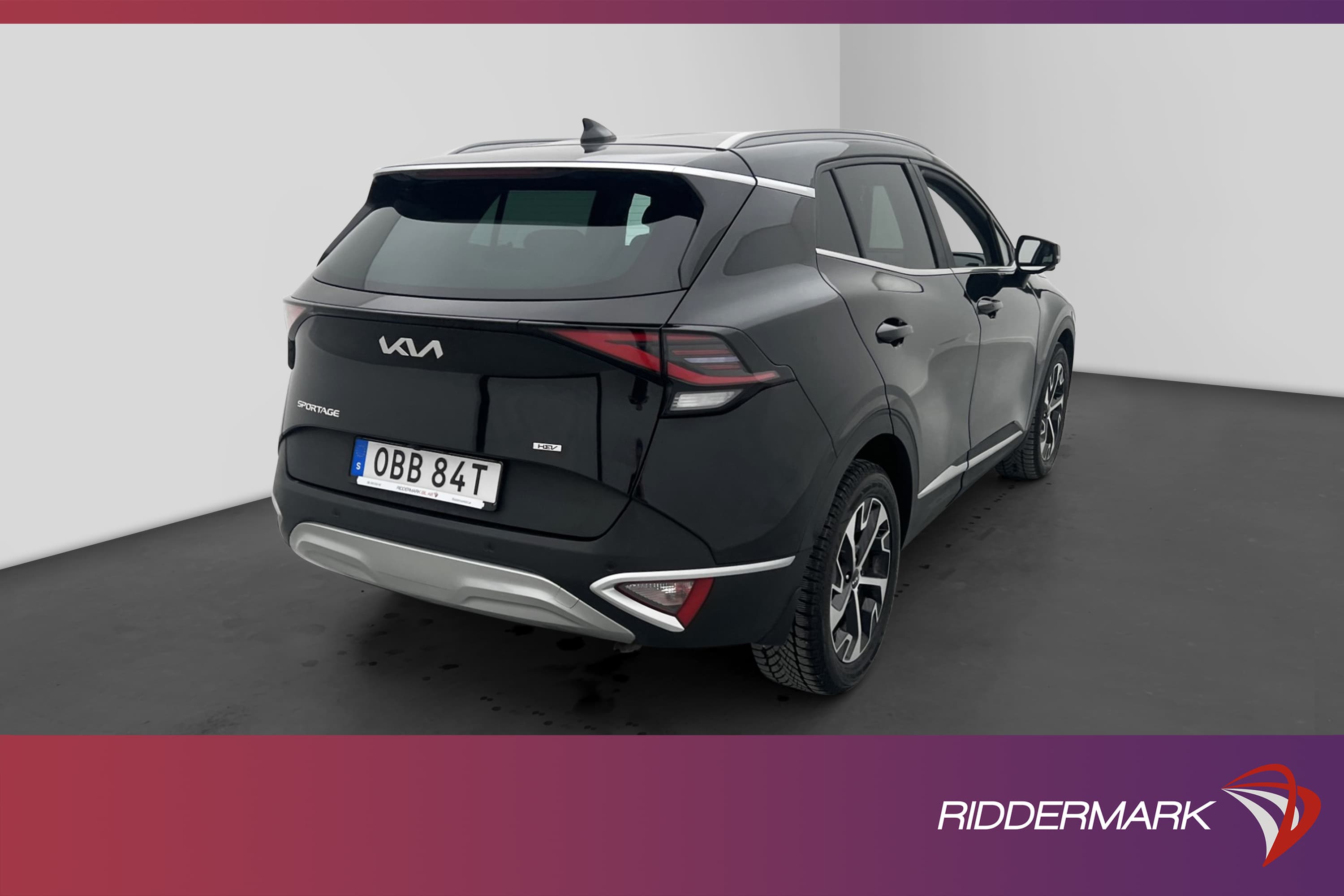 Begagnad Kia Sportage Hybrid AWD 230hk 2022 OBB84T | Riddermark Bil