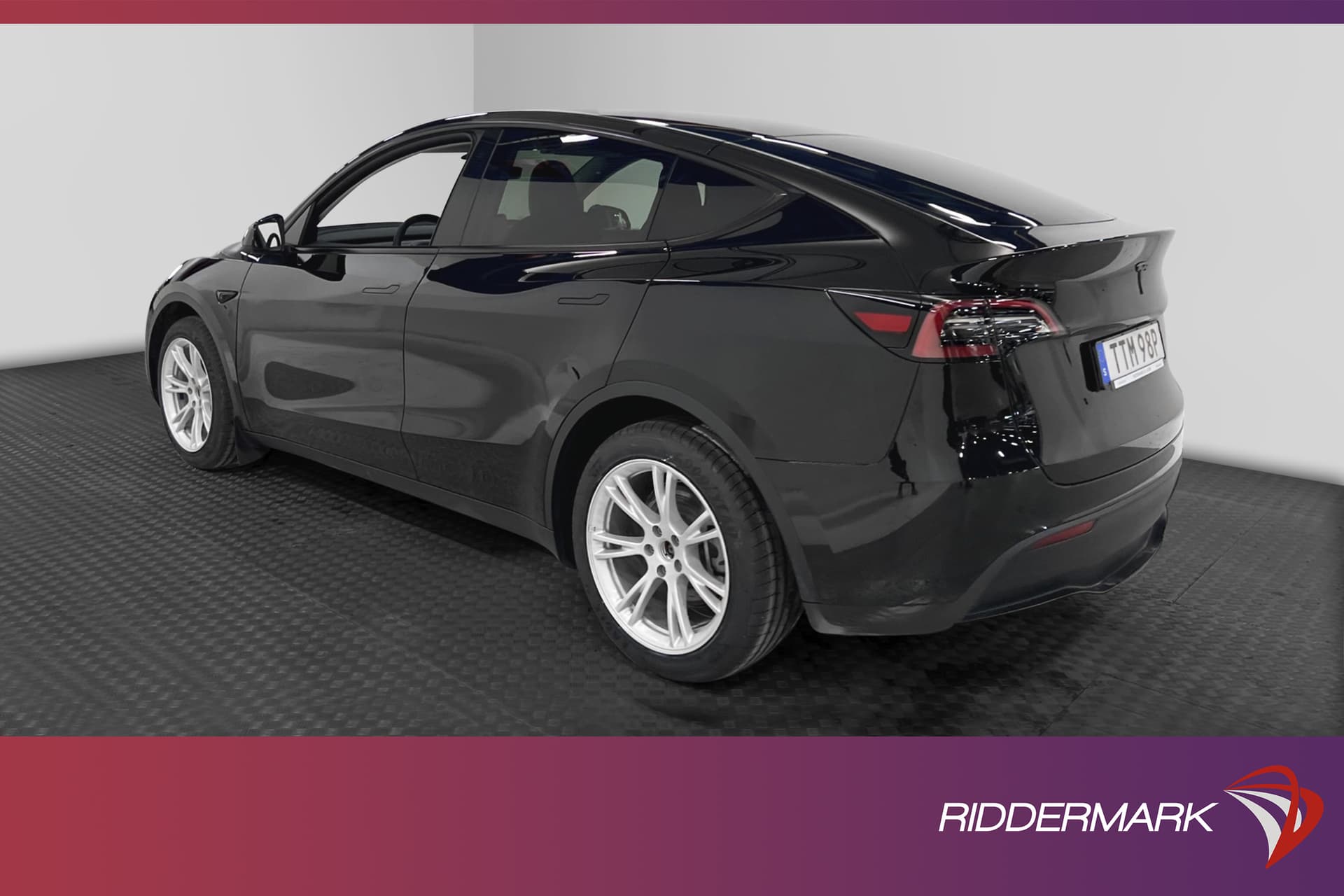 Begagnad Tesla Model Y Standard Range 299hk 2023 | Riddermark Bil