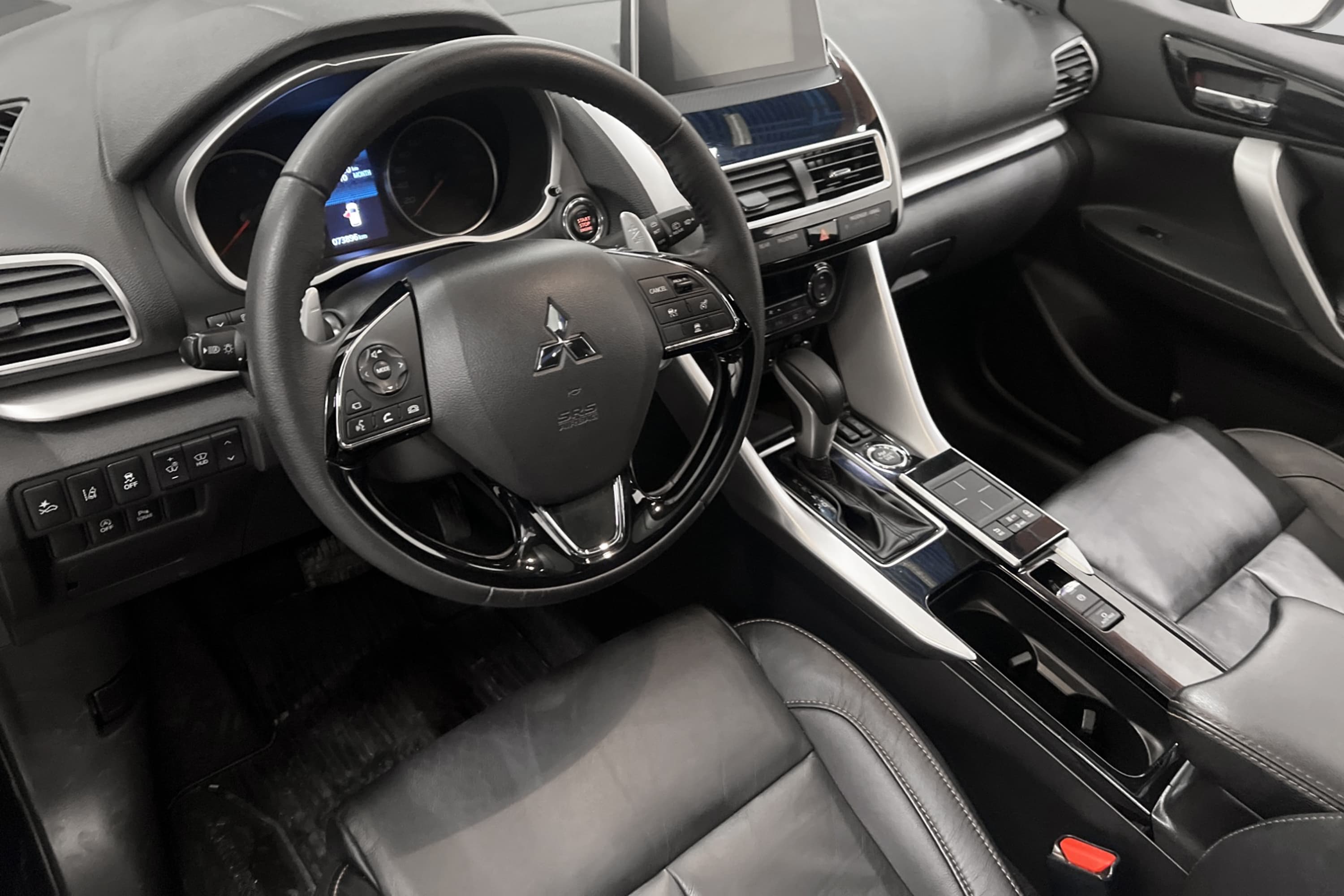 Begagnad Mitsubishi Eclipse Cross 4WD 163hk 2020 | Riddermark Bil