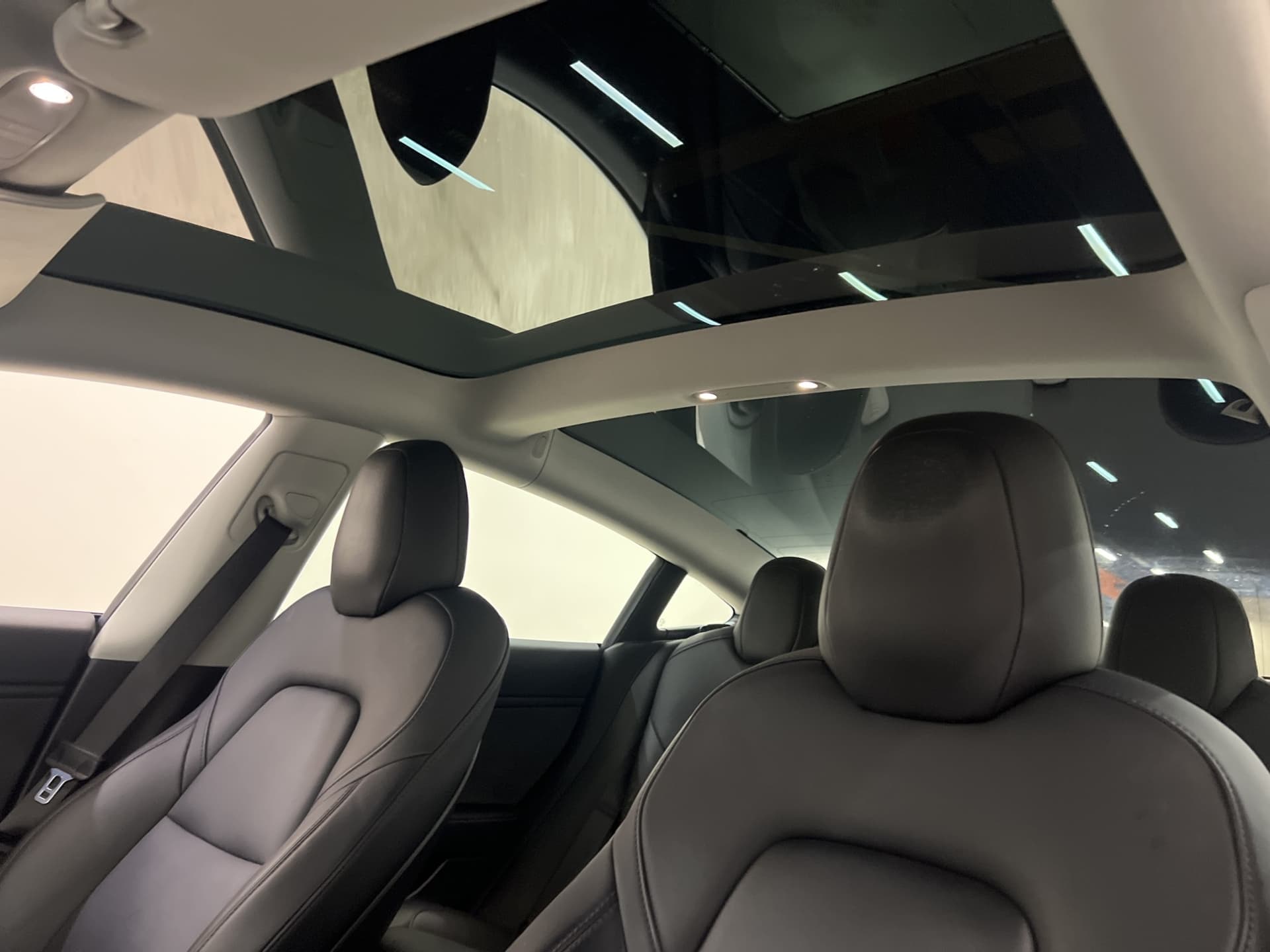 Begagnad Tesla Model 3 Performance AWD 510hk 2020 | Riddermark Bil