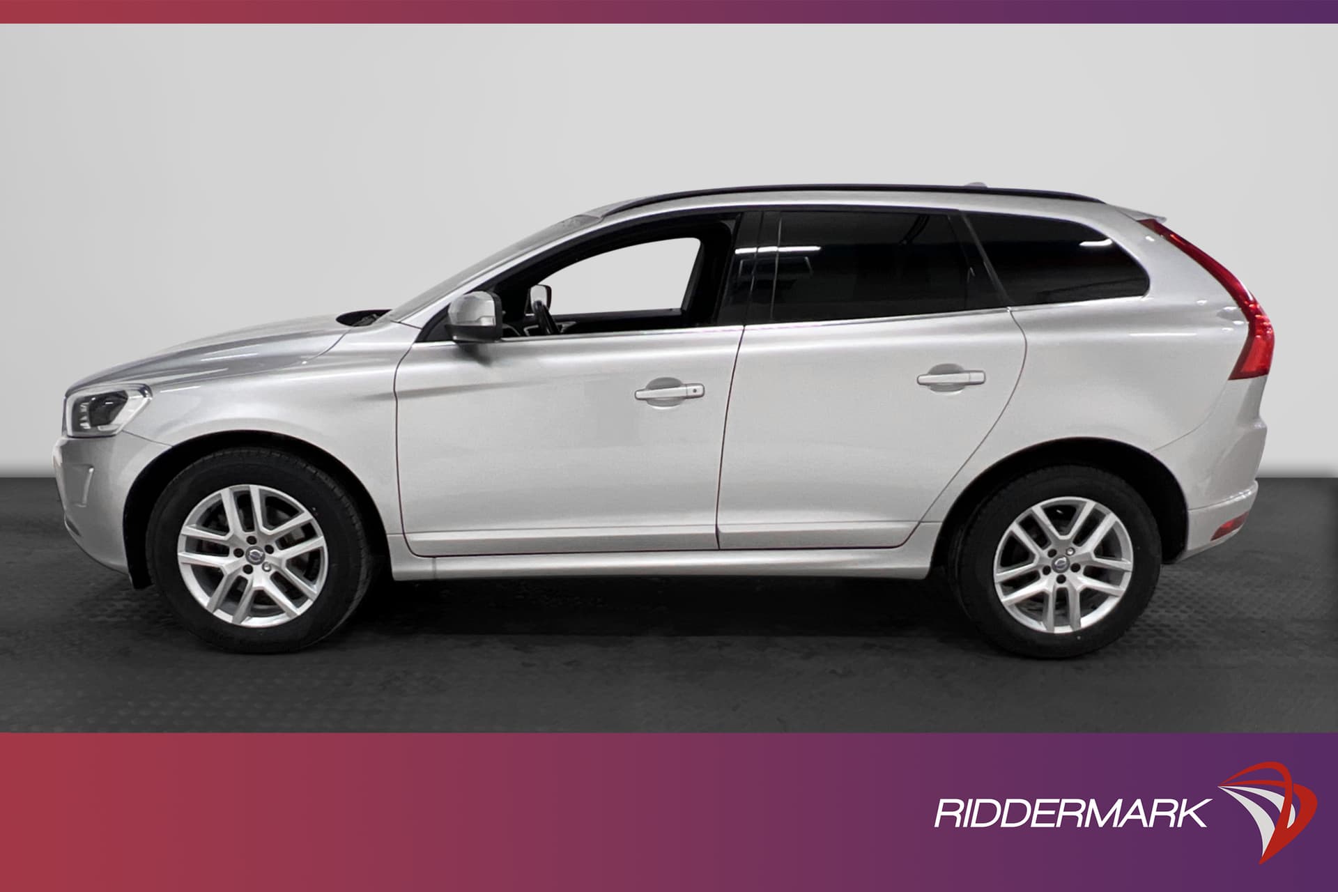 Begagnad Volvo XC60 D4 190hk AWD Classic Momentum | Riddermark Bil