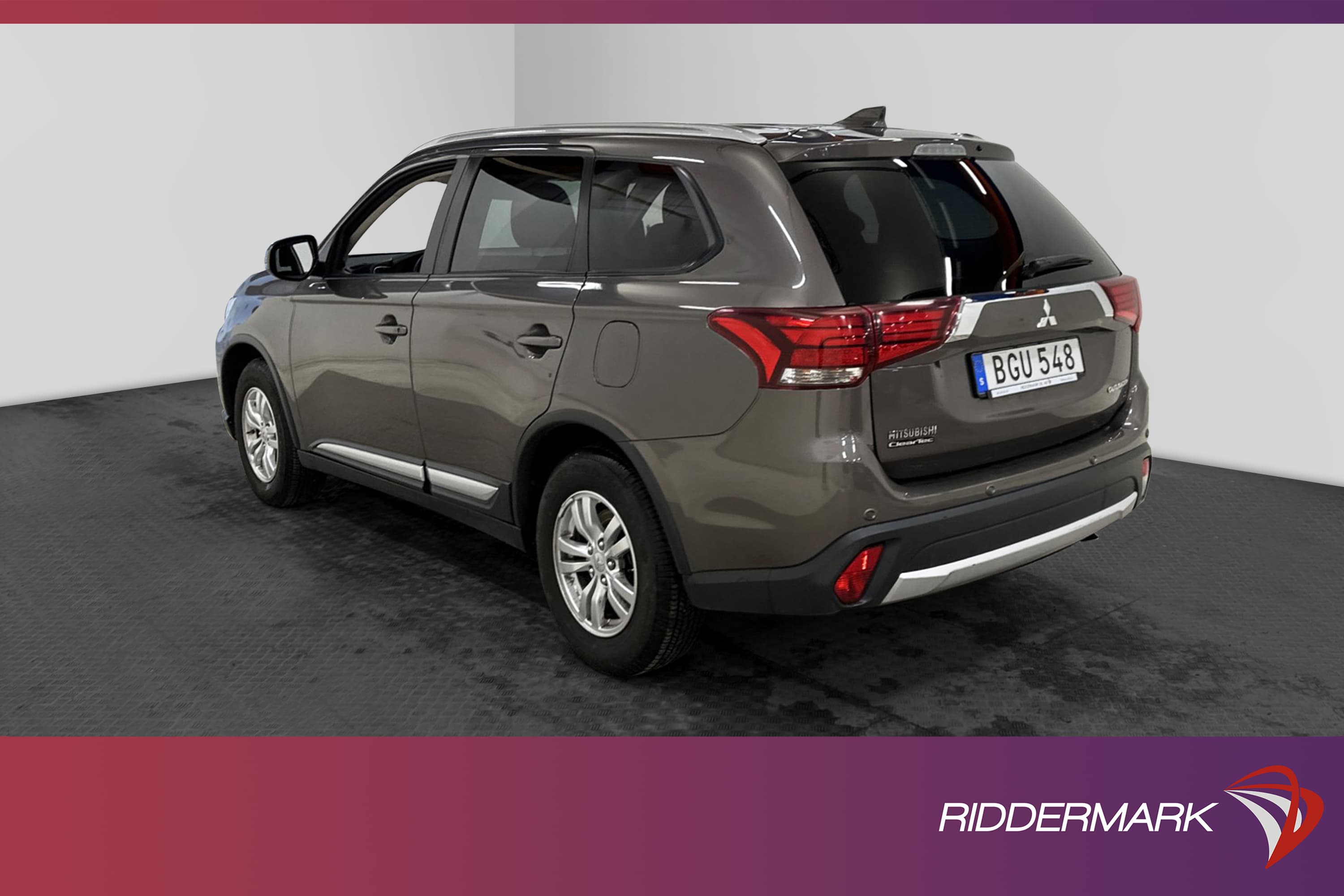 Begagnad Mitsubishi Outlander 2017 BGU548 | Riddermark Bil
