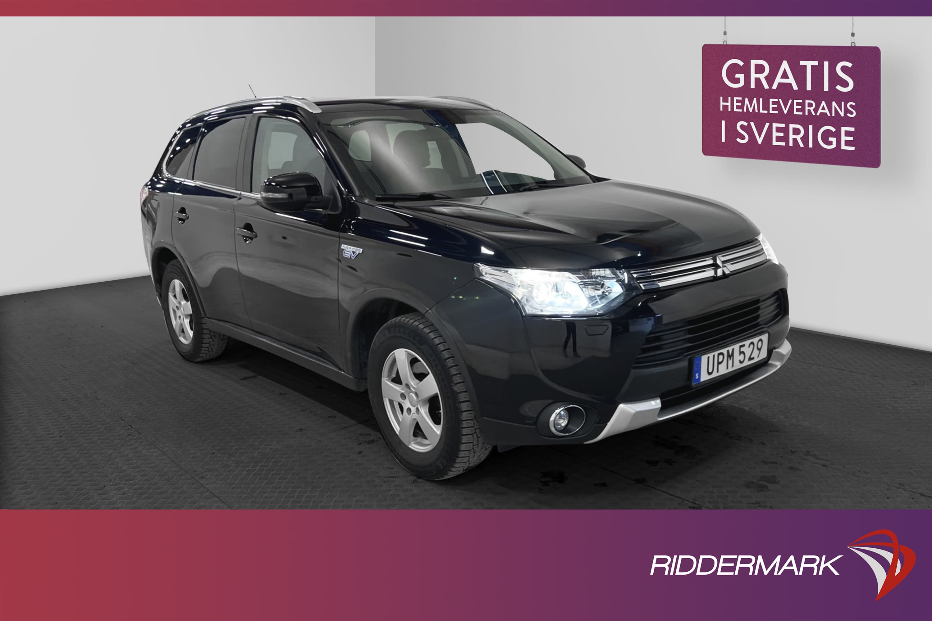 Begagnad Mitsubishi Outlander P-HEV 4WD 2015 UPM529 | Riddermark Bil