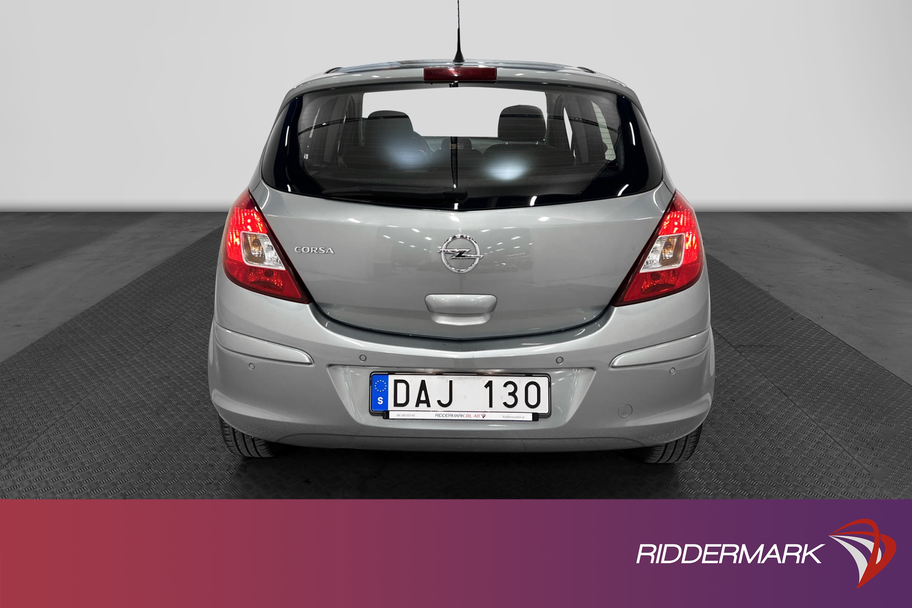 Begagnad Opel Corsa 1.4 100 hk 2014 DAJ130 | Riddermark Bil