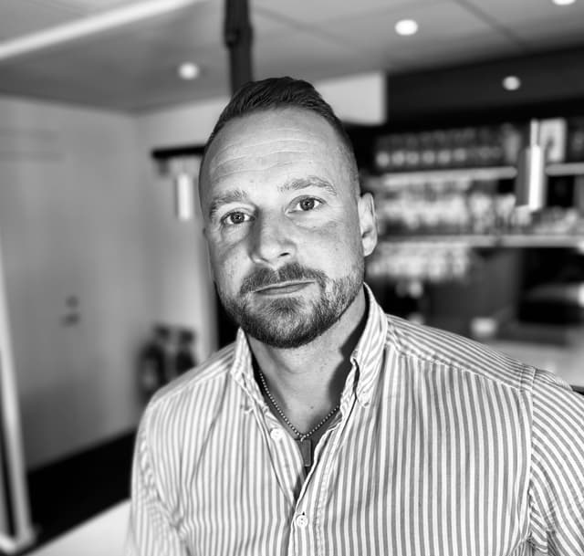 Huvudkontoret i Alvik Strand | Riddermark Bil